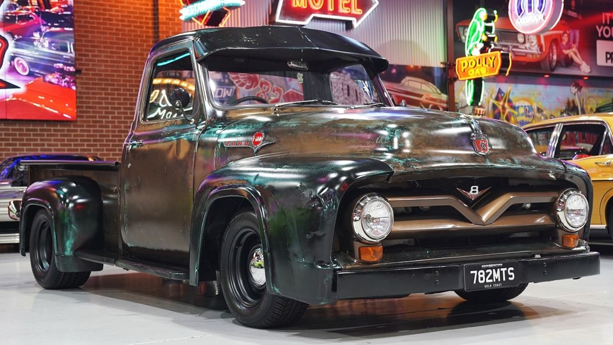 NO RESERVE! 1953 RHD Ford F100 LS Powered Custom Pick up - SEVEN82MOTORS