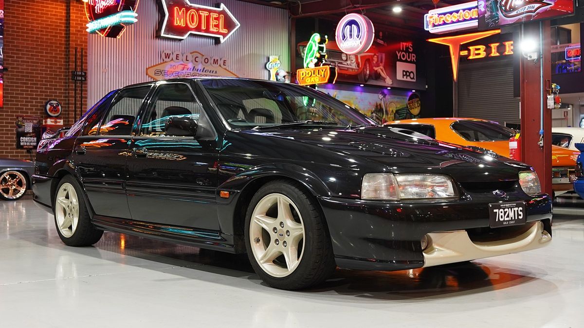 NO RESERVE! 1993 Ford EB Series II Falcon GT Ghia sedan. No 239 ...