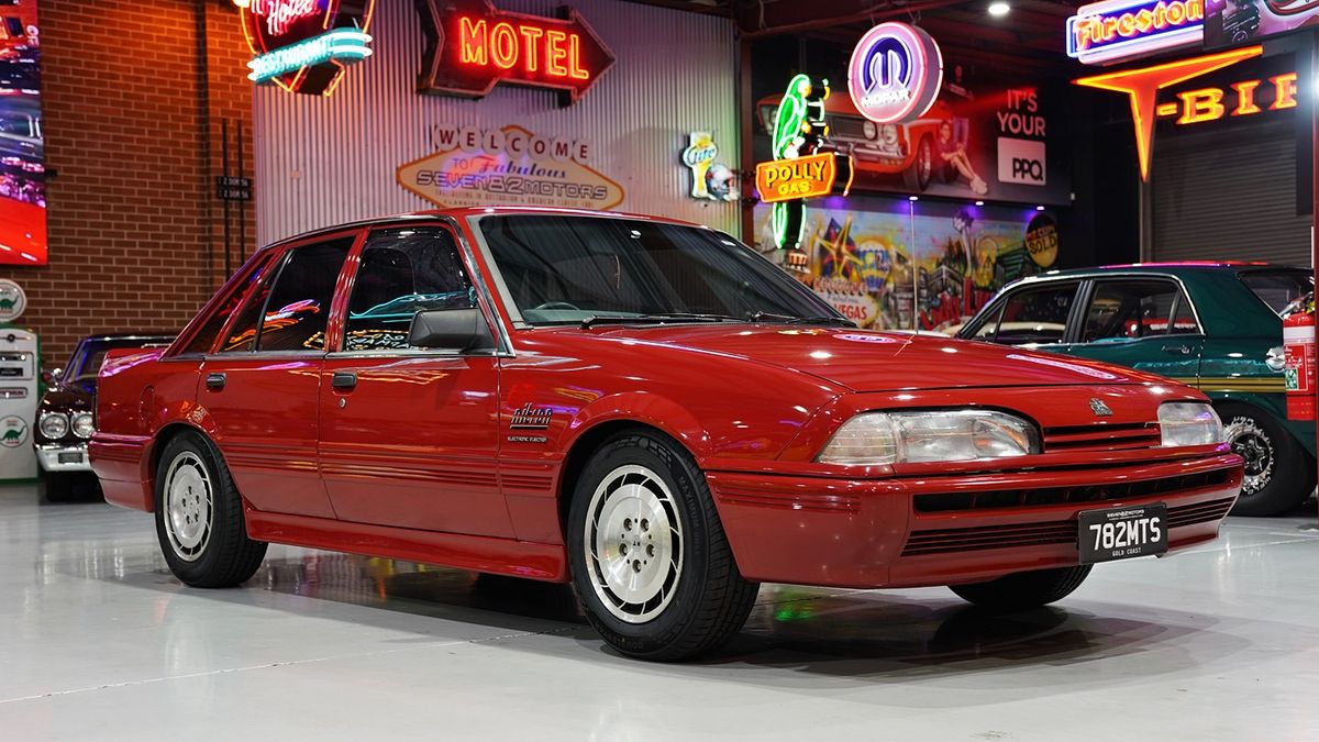 1987 Holden Commodore VL Nitron - SEVEN82MOTORS