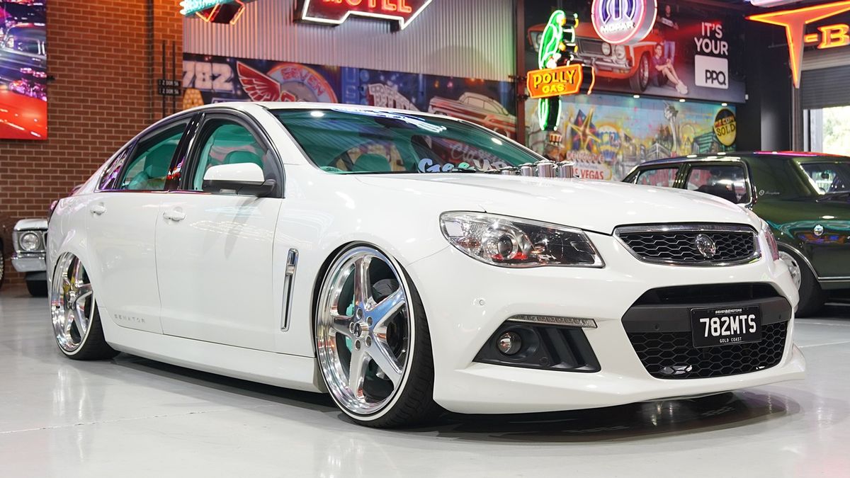 NO RESERVE! 2015 HSV VF Signature Senator - TROY CANDY GIVE AWAY CAR ...