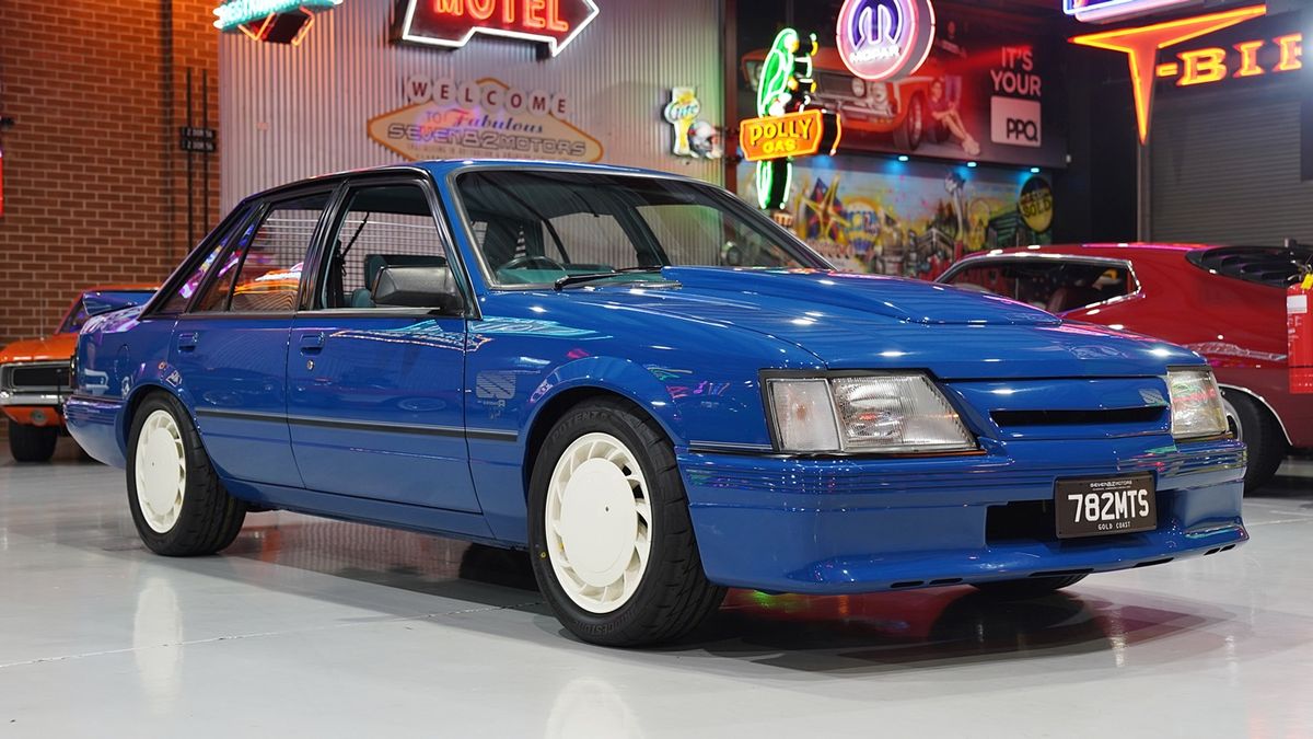 NO RESERVE! 1985 Holden VK HDT SS Commodore Blue Meanie Replica ...