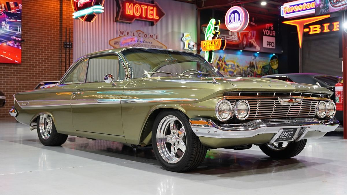 1961 Chevrolet Resto Mod Impala - SEVEN82MOTORS